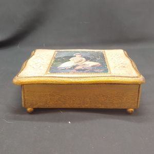 Vintage | Accents | Vtg Victorian Style Musical Jewelry Box | Poshmark